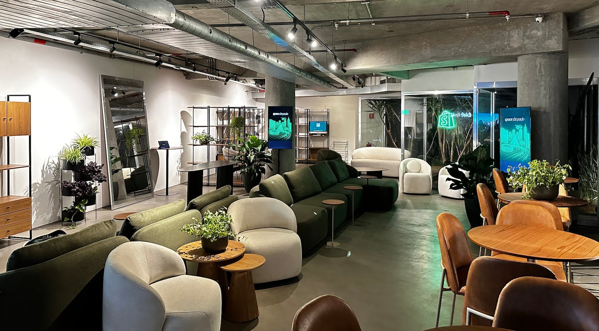 Space São Paulo by Shopify x FullComm – Shopify Space São Paulo